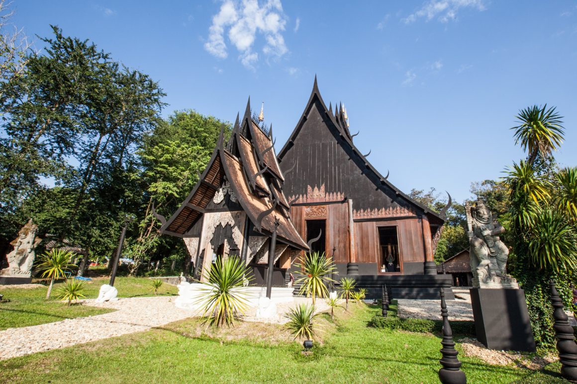 Les merveilles de Chiang Rai : Temple Blanc et Maison Noire